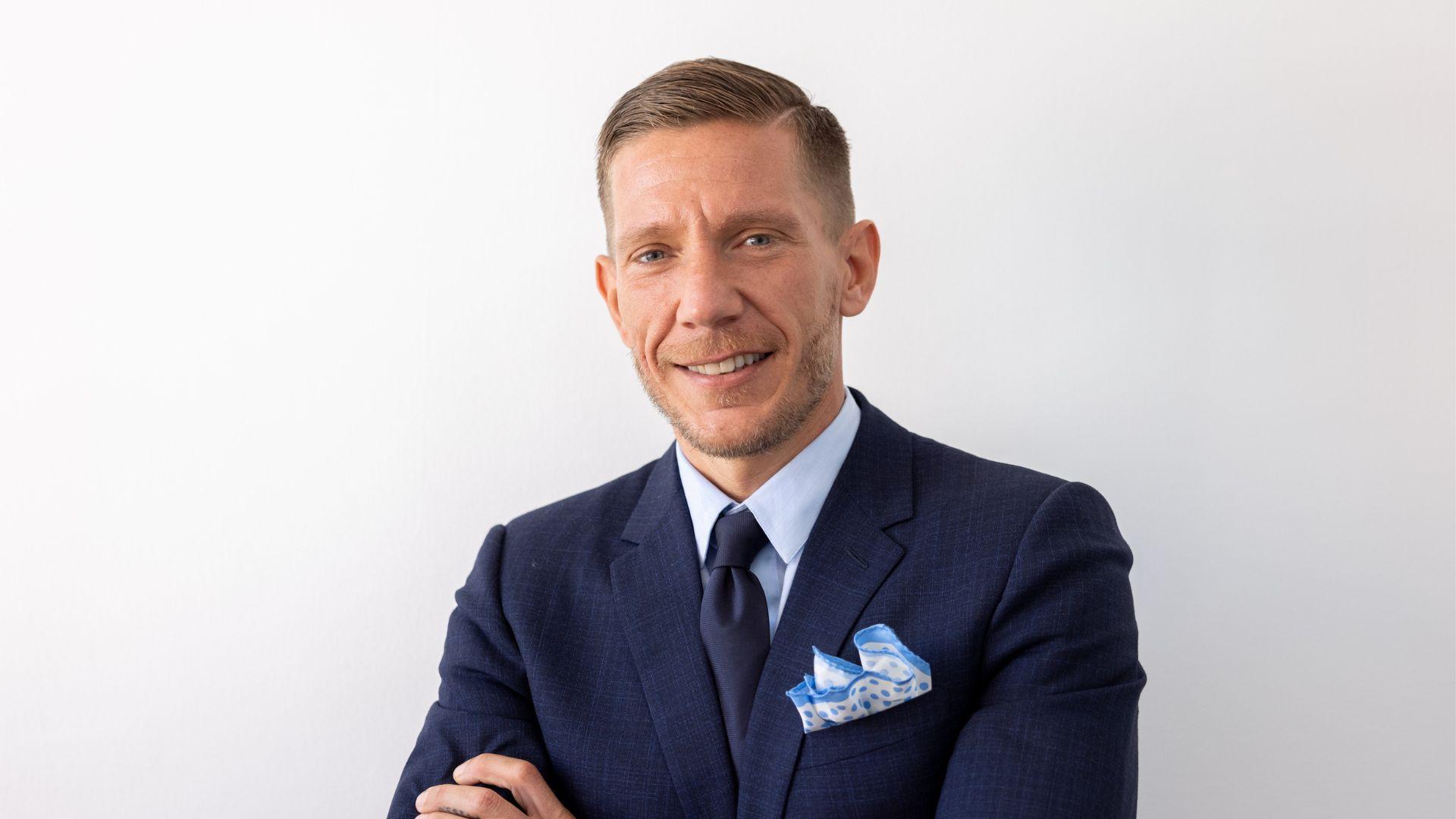 7 domande a Lorenzo Maria Di Vecchio, Christian Dior Couture ...